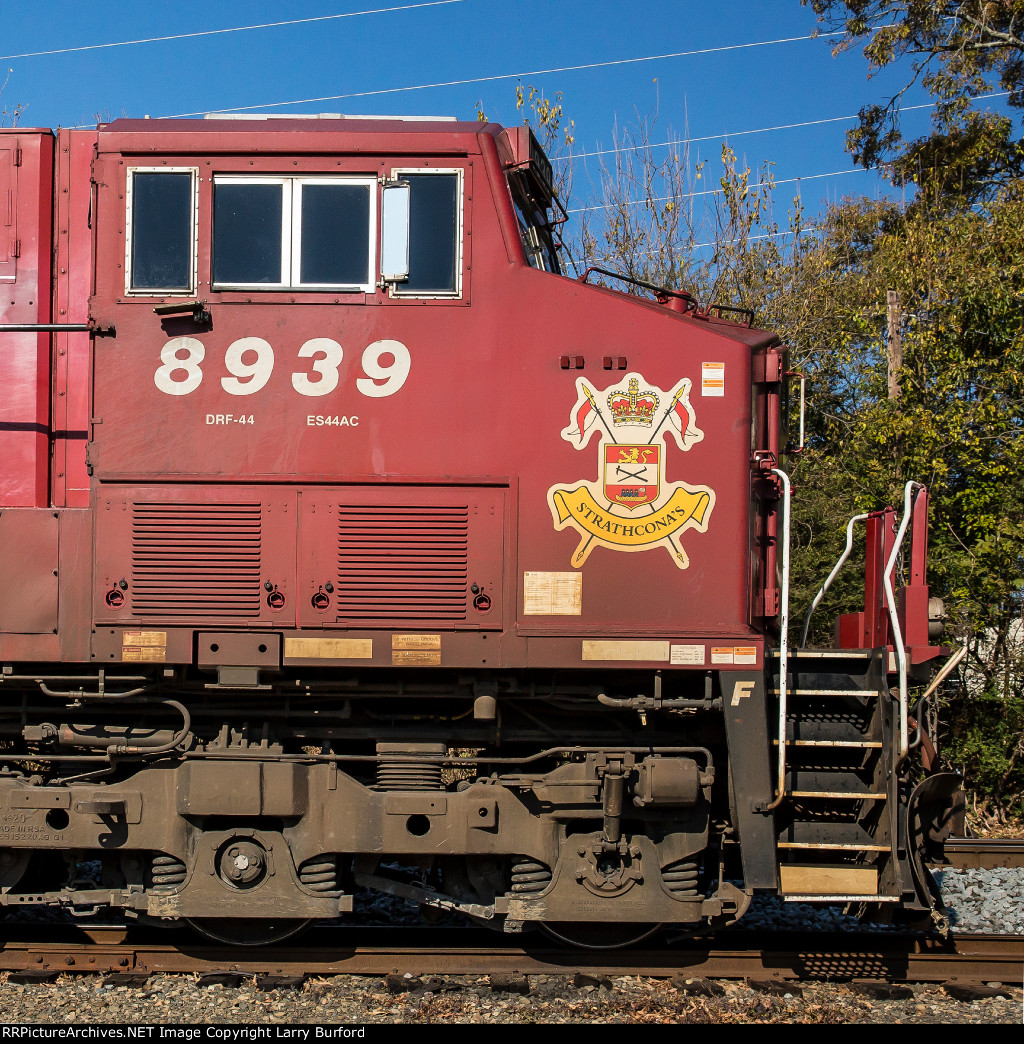 CP 8939 Strathconas